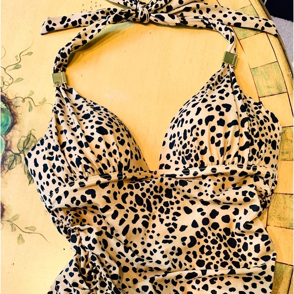 Victoria's Secret | Swim | Nwt Victorias Secret Swimsuit Animal Print ...